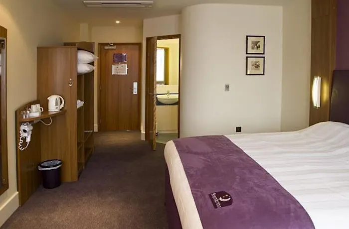 PREMIER INN CHESTER CITY CENTRE, CHESTER